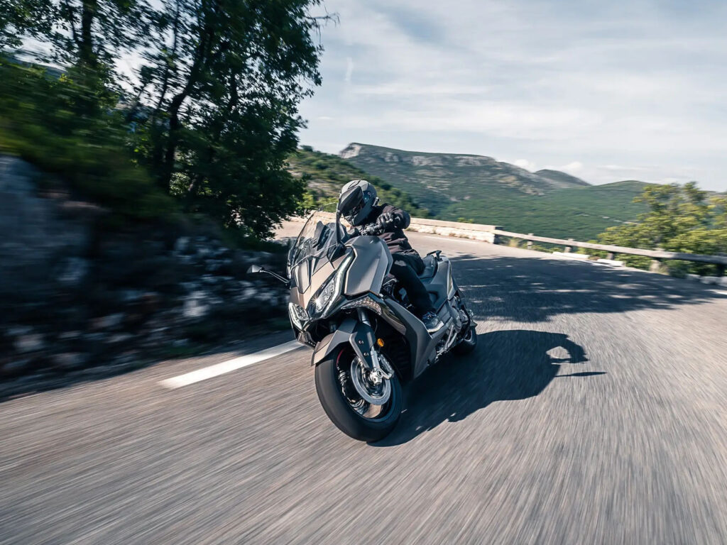 AK 550i Premium - KYMCO USA